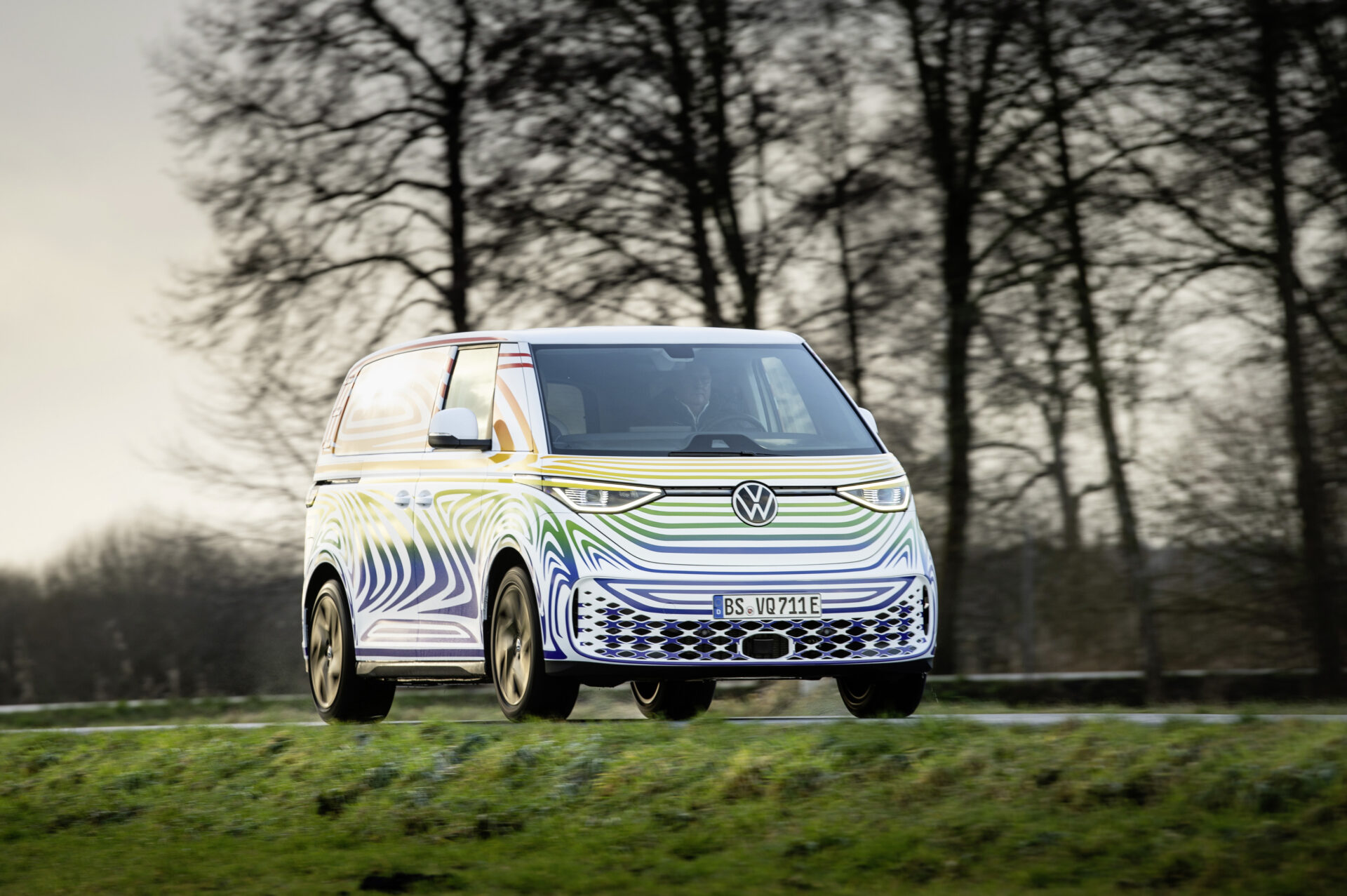 VW startet Produktion von E-Bulli | ecarandbike