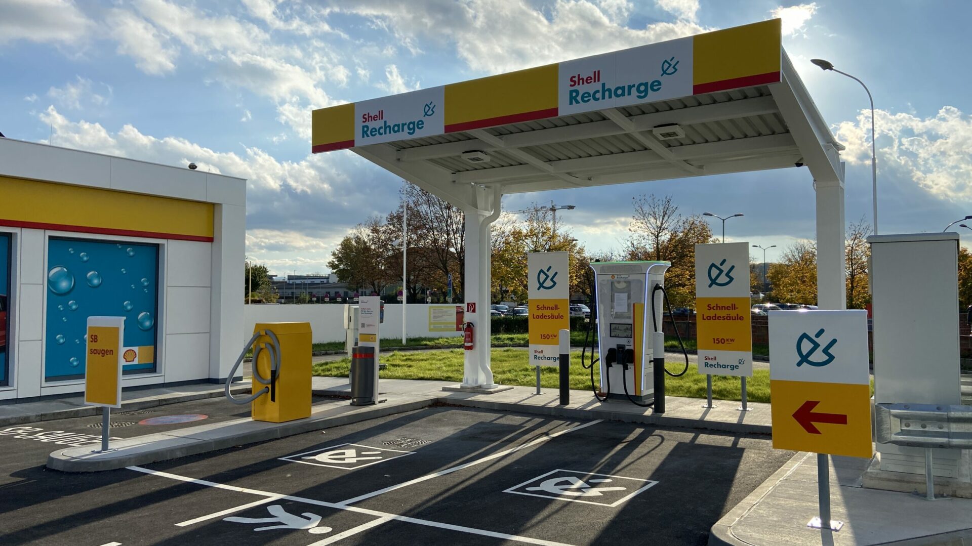 Shell Recharge St.P lten | ecarandbike