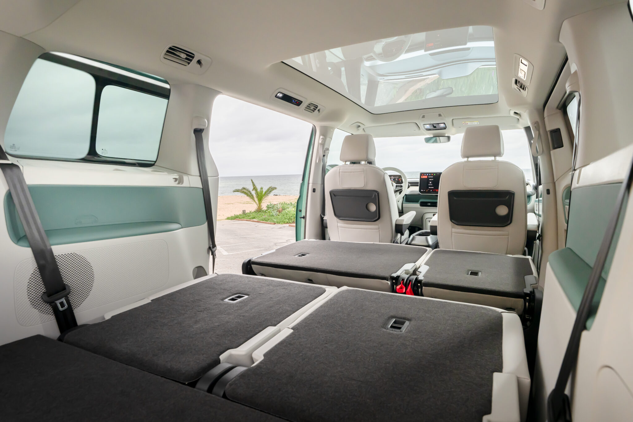 Weltpremiere des ID. Buzz mit langem Radstand | ecarandbike